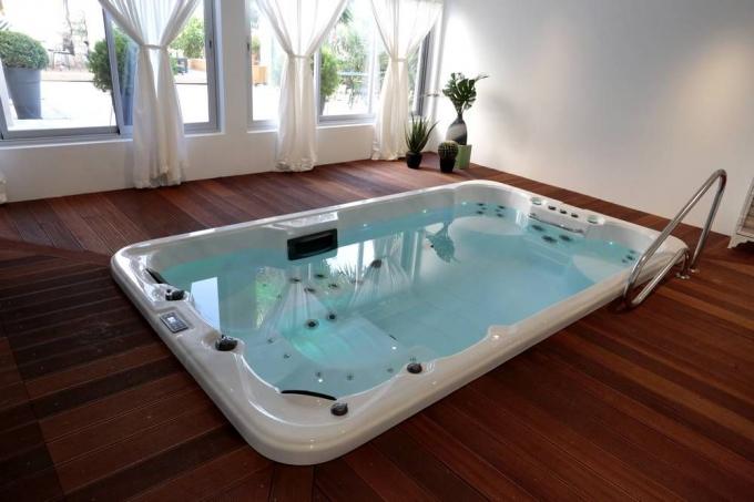 Outdoor Air Jets Massage Hot Tubs Whirlpool Waterfall Spa With 3 Seats 2 Lounges